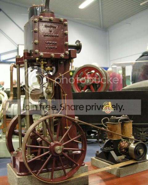 Antique Machinery and History | Hacksaws & engines at a model ...
