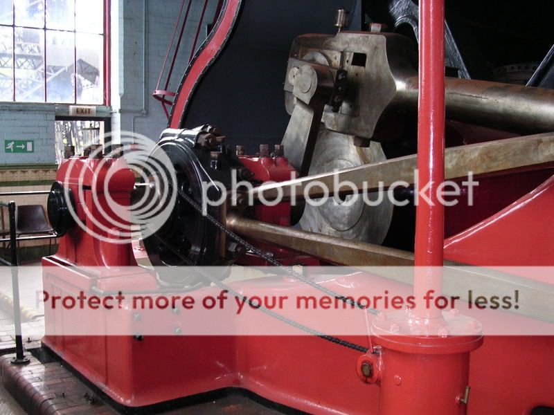 Antique Machinery and History | Nice crankshaft, shame about the lathe ...