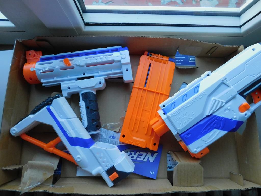NERF Zbran Pistole Brokovnice Puska na Dily KO Oprava Retaliator | Aukro