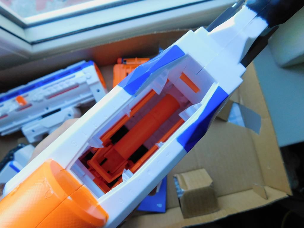 NERF Zbran Pistole Brokovnice Puska na Dily KO Oprava Retaliator | Aukro