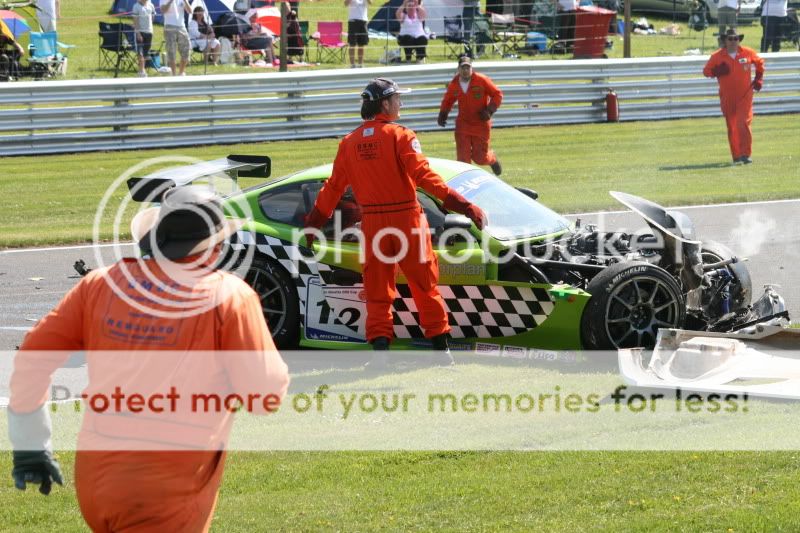 Oulton Park 09 - Carl Breeze - Mark Proctor Crash - My pics - Page 1 ...