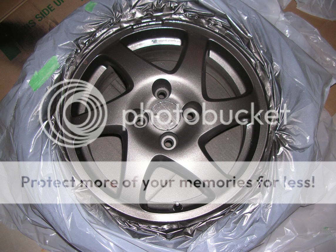 NEW PICS!! painted gsr rims | Team Integra Forums