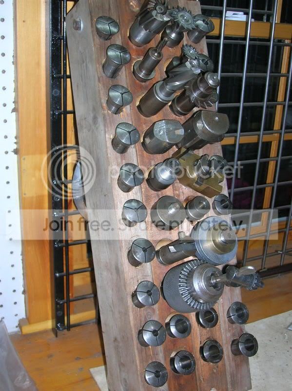 Leblond 16"----Becker #3 vertical mill