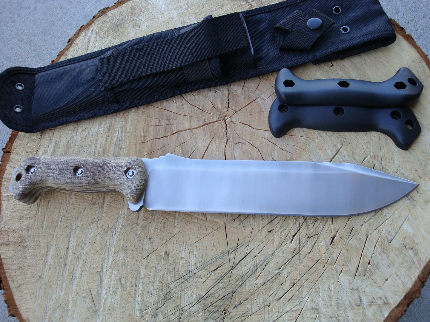 Camillus Becker BK9 with Micarta, sheath and grivory included ...