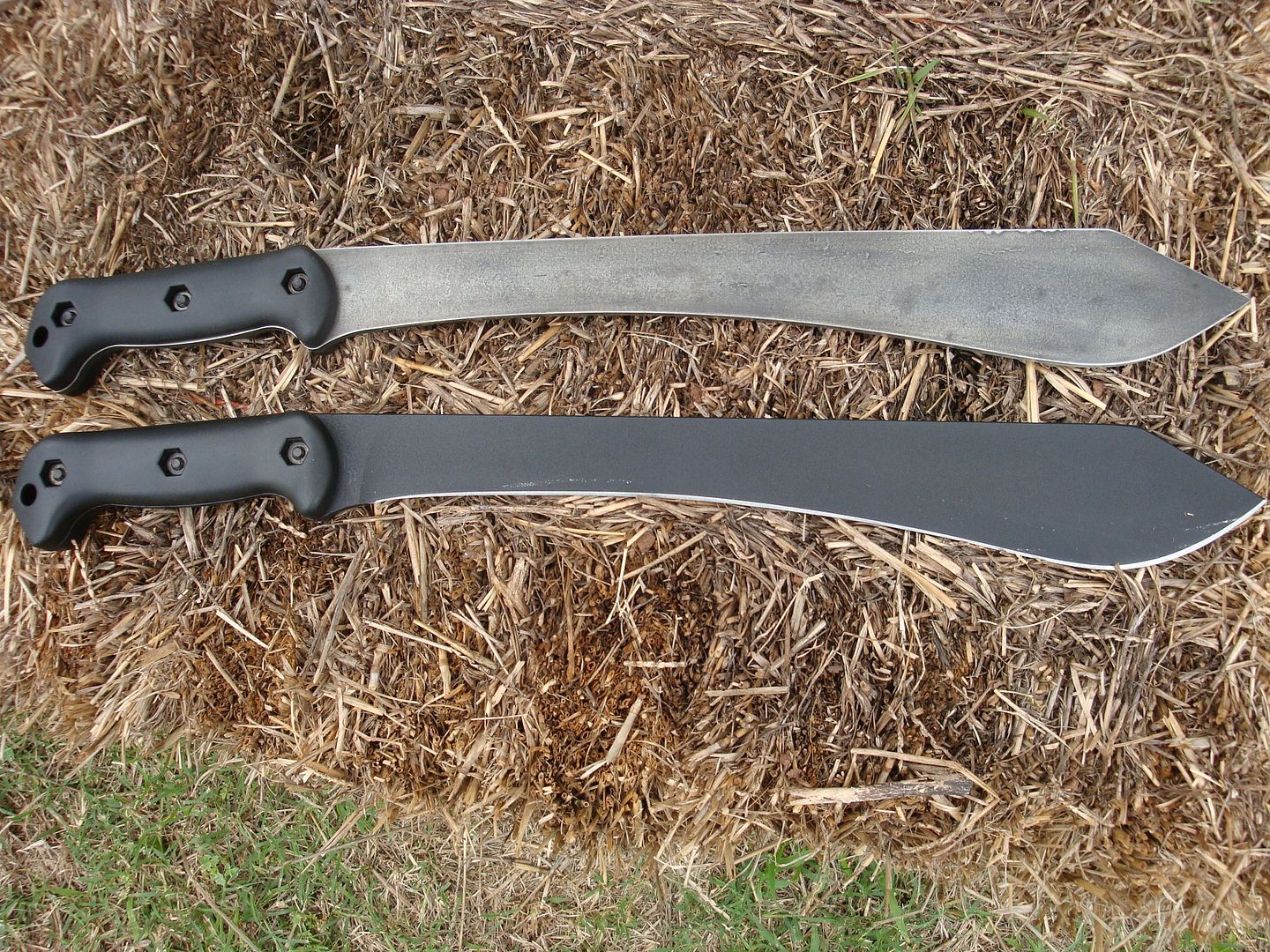 So I stumbled into 2 BK6 Patrol Machetes....now what? | BladeForums.com