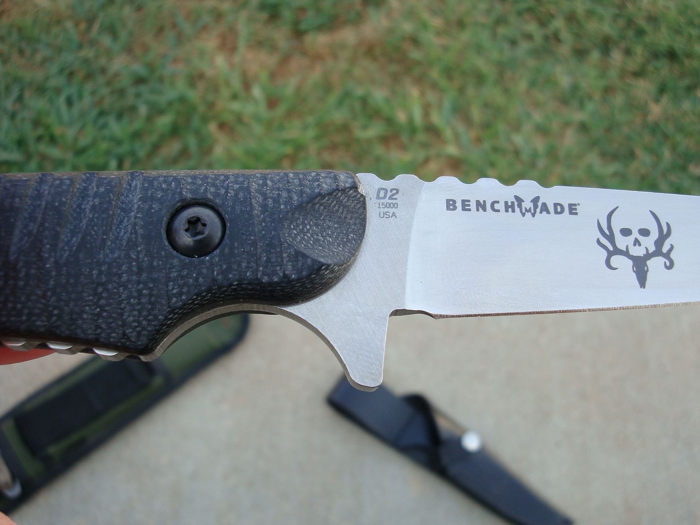 Becker BK2 w/micarta, Camillus era BK7 w/Micarta and Benchmade 15000 D2 ...