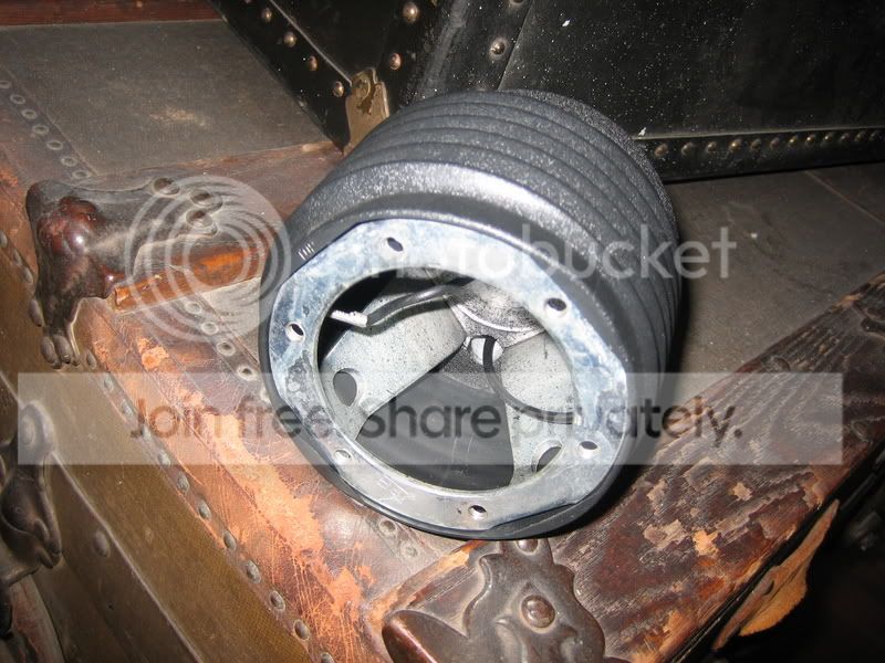 Momo Small Spline Hub | VW Vortex - Volkswagen Forum