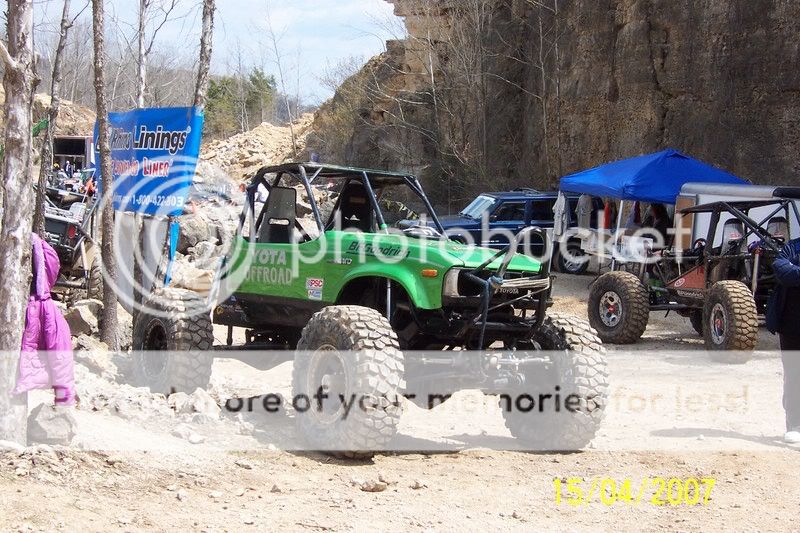 Neat first gen. comp truck | Pirate 4x4