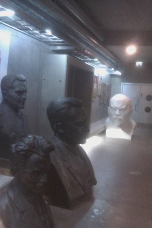 Compilation of lenin statues torn down ( Ukraine ) - AR15.COM