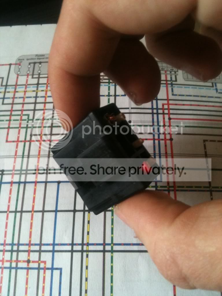Black rectifier plug?? | Yamaha R1 Forum: YZF-R1 Forums