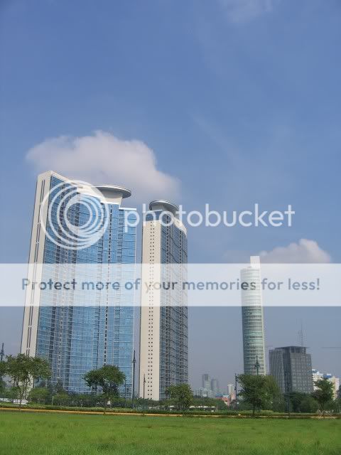 BGC | Pacific Plaza Towers | 179m x 2 | 52 fl x 2 | SkyscraperCity Forum