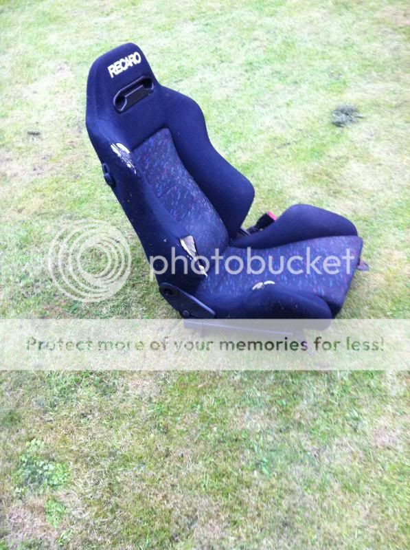 Recaro Sr bucket seats and subframes to fit R33 Skyline (200sx 180sx ...